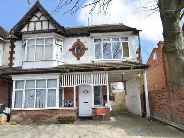 1 bedroom apartment for sale in Biscot Road Luton LU3