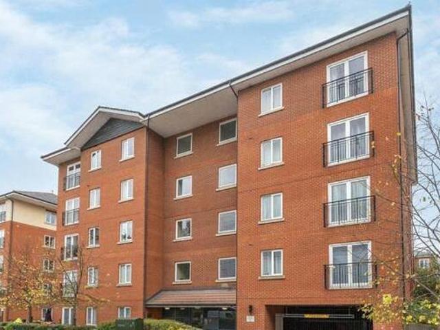 1 Bedroom Apartment For Sale In Bishops Stortford, Hertfordshire