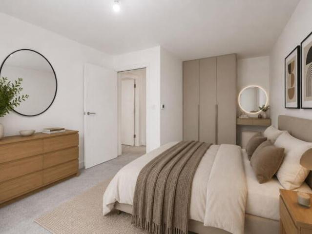 1 bedroom apartment for sale in Brandon Parade, Leamington Spa, CV32
