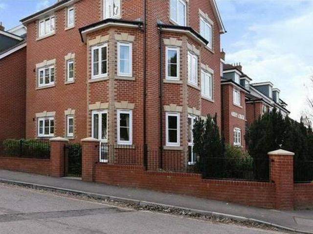 1 bedroom apartment for sale in Bridge Road Romsey Hampshire SO51
