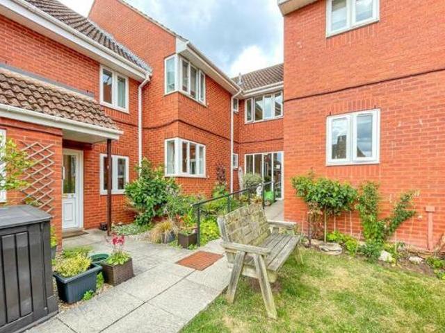 1 Bedroom Apartment For Sale In Bristol, Somerset