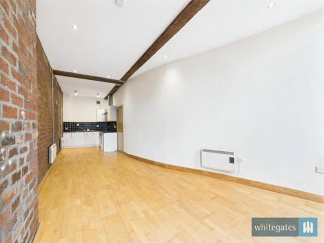 1 bedroom apartment for sale in Broad Street, Bradford, West Yorkshire, BD1
