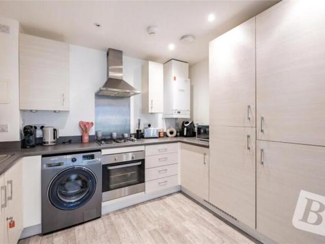 1 bedroom apartment for sale in Cunard Square, Chelmsford, Essex, CM1