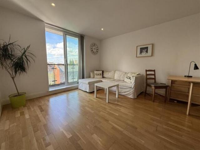 1 bedroom apartment for sale in Cymric Buildings, West Bute Street, Cardiff, CF10