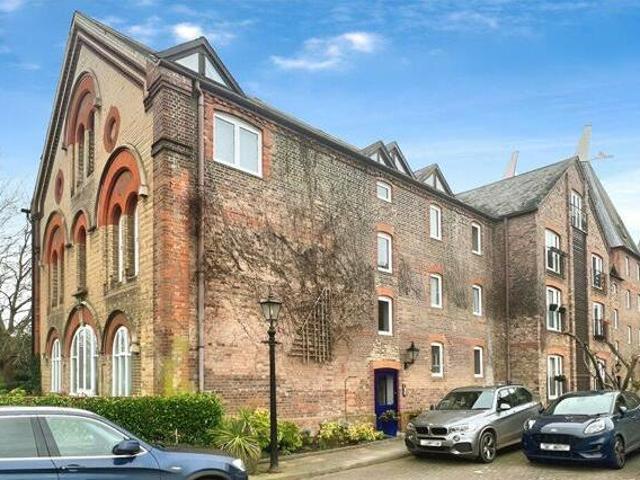 1 Bedroom Apartment For Sale In Carpenters Lane