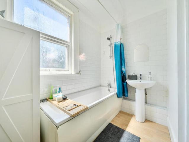 1 bedroom apartment for sale in Chancelot Road, Abbey Wood, SE2