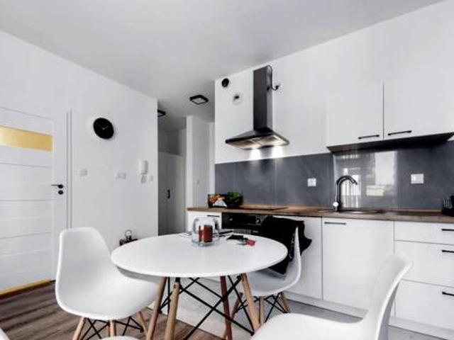 1 Bedroom Apartment For Sale In Charles St