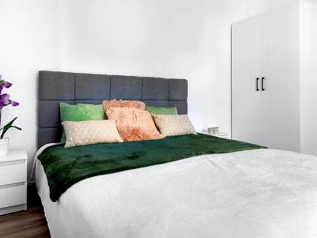 1 Bedroom Apartment For Sale In Charles St