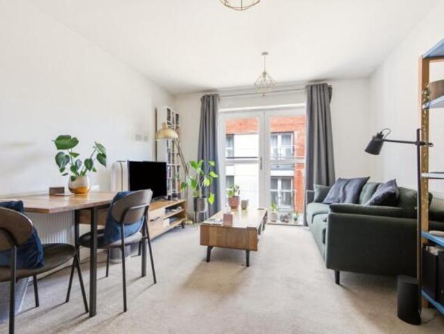 1 bedroom apartment for sale in Charrington Place, St. Albans, Hertfordshire, AL1