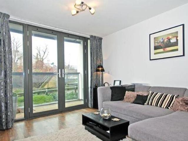 1 Bedroom Apartment For Sale In Cheltenham
