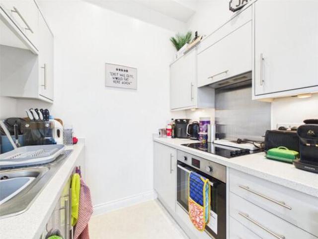 1 bedroom apartment for sale in Cheltenham Road, Gloucester, Gloucestershire, GL2