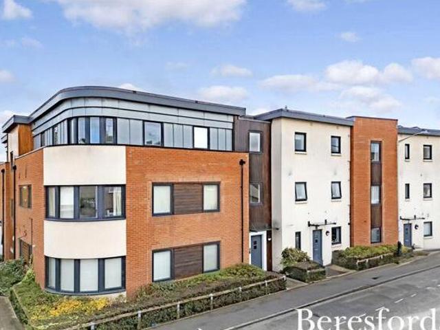 1 Bedroom Apartment For Sale In Chelmsford