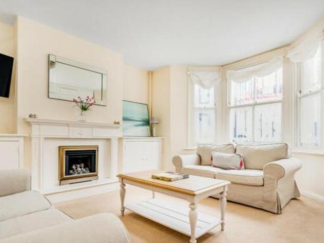 1 Bedroom Apartment For Sale In Chelsea