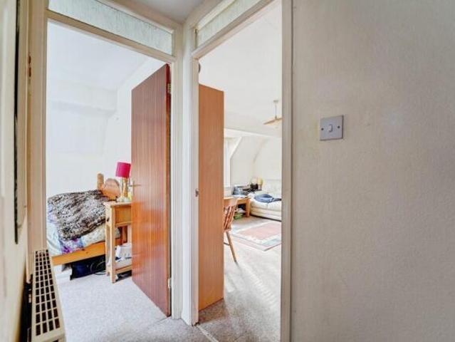 1 bedroom apartment for sale in Chestnut Gardens, The Links, MK42