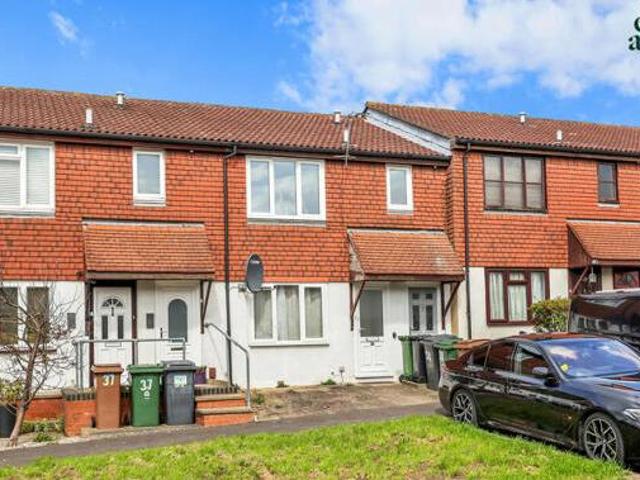 1 Bedroom Apartment For Sale In Chingford