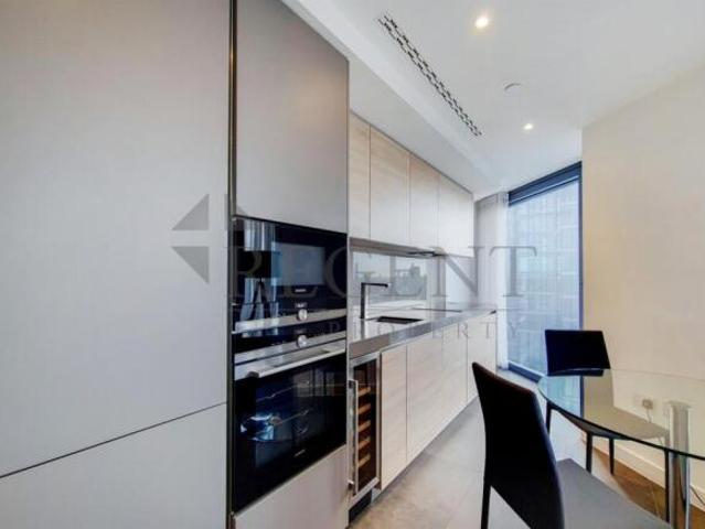 1 bedroom apartment for sale in Chronicle Tower, City Road, EC1V