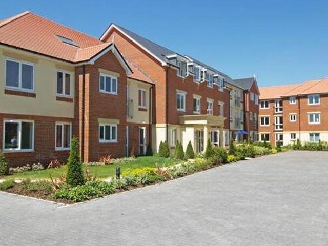 1 Bedroom Apartment For Sale In Christchurch, Dorset