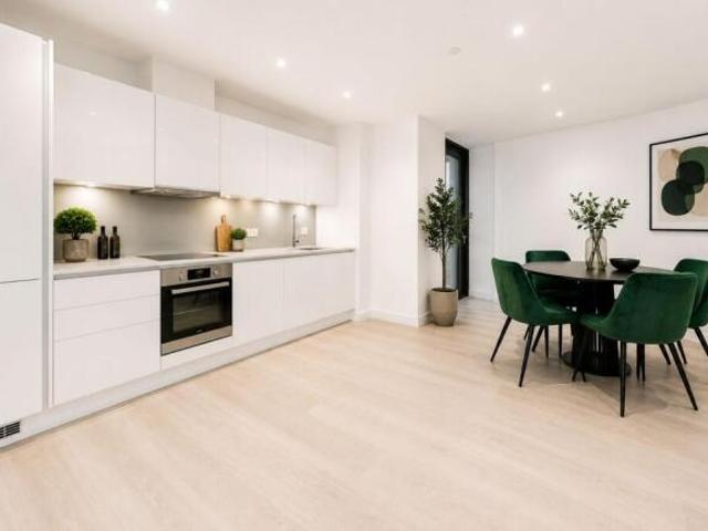 1 bedroom apartment for sale in City North West Tower, 9 Goodwin Street, Finsbury Park, London, N4