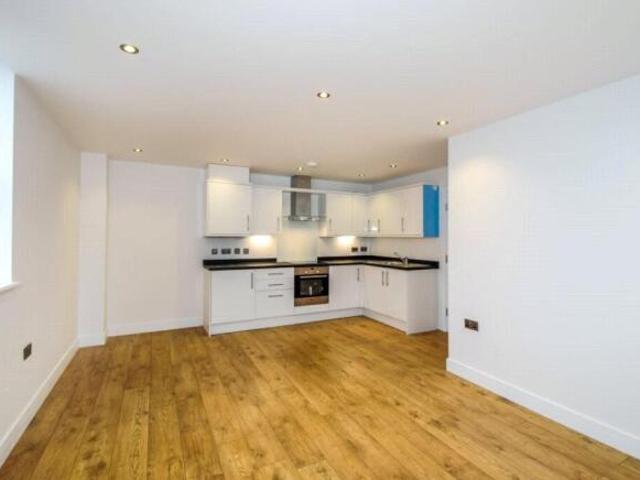 1 bedroom apartment for sale in Clarendon House, Church Street, Basingstoke, RG21
