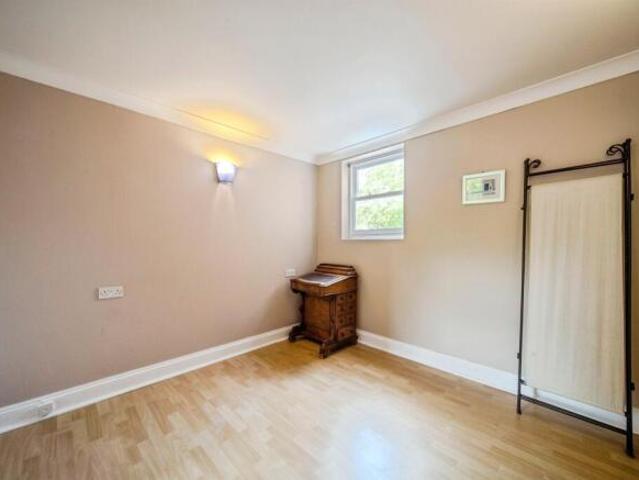 1 bedroom apartment for sale in Cofferidge Close, Stony Stratford, Milton Keynes, MK11