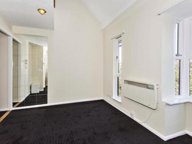 1 bedroom apartment for sale in Coopers Close, Stepney Green, E1