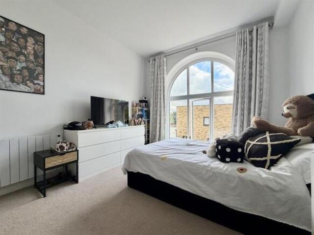 1 bedroom apartment for sale in Colebridge House, Longlevens, Gloucester, GL2