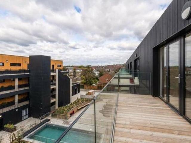 1 Bedroom Apartment For Sale In Croydon