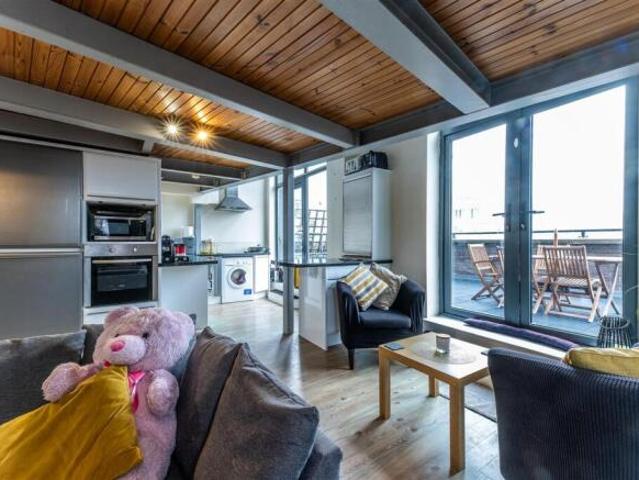 1 bedroom apartment for sale in Crusader House, Nottingham, NG1