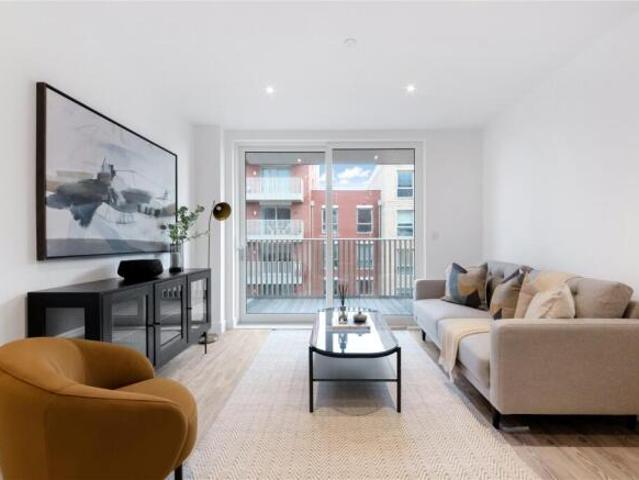 1 bedroom apartment for sale in Dukes Road, London, E17