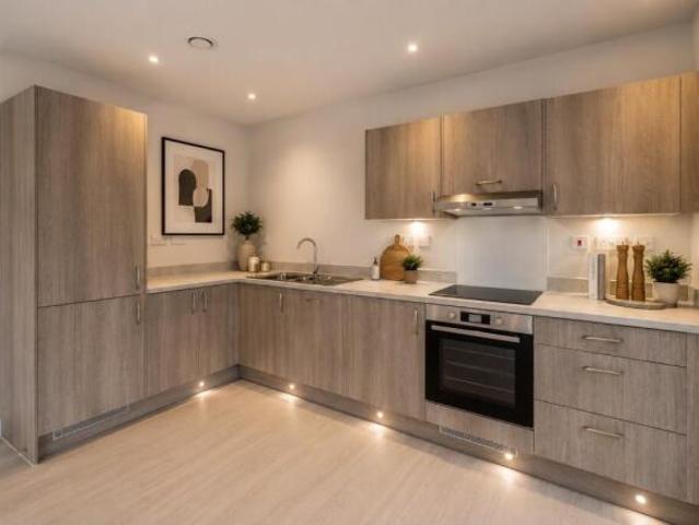 1 bedroom apartment for sale in Dundry View, Hengrove Park, Bristol, BS14
