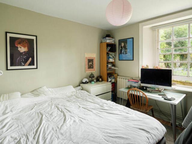 1 bedroom apartment for sale in De Crespigny Park, London, SE5
