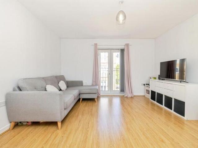 1 bedroom apartment for sale in Dodd Road, Watford, WD24