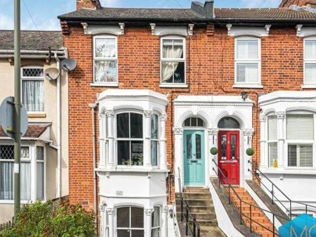 1 Bedroom Apartment For Sale In East Finchley