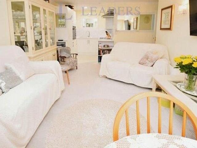 1 Bedroom Apartment For Sale In Elmden Court