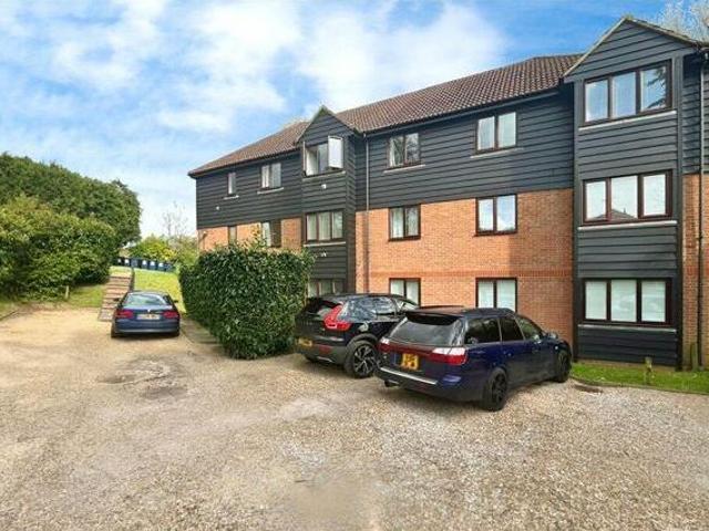 1 Bedroom Apartment For Sale In Farnham