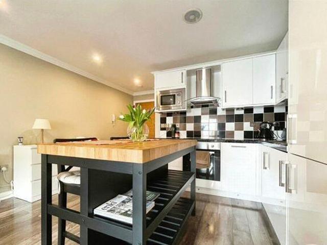 1 Bedroom Apartment For Sale In Farnham
