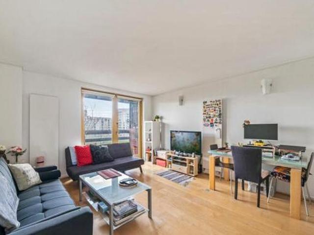 1 Bedroom Apartment For Sale In Farnsworth Court West Parkside