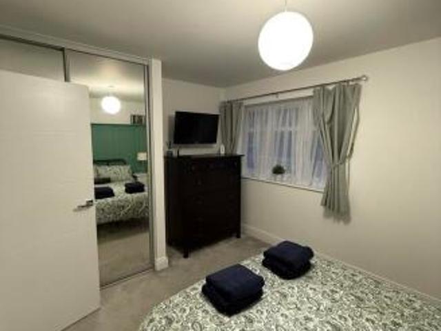 1 bedroom apartment for sale in Farriers Way, Watford, WD25