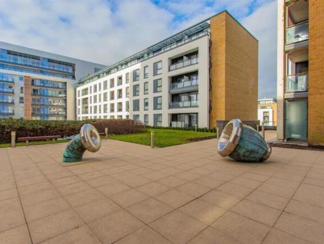 1 bedroom apartment for sale in Ferry Court, Cardiff, CF11