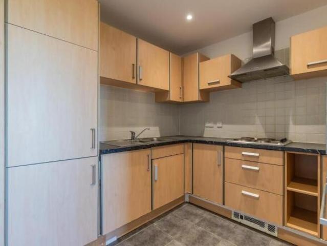1 bedroom apartment for sale in Ferry Court, Cardiff, CF11