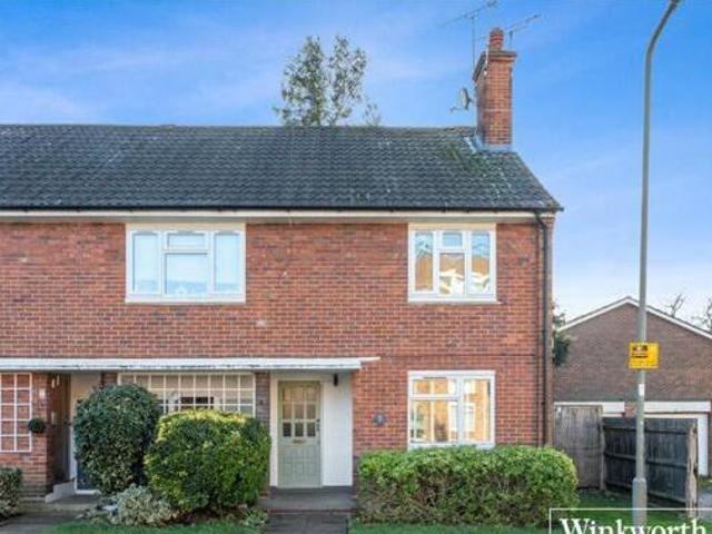 1 Bedroom Apartment For Sale In Finchley, London