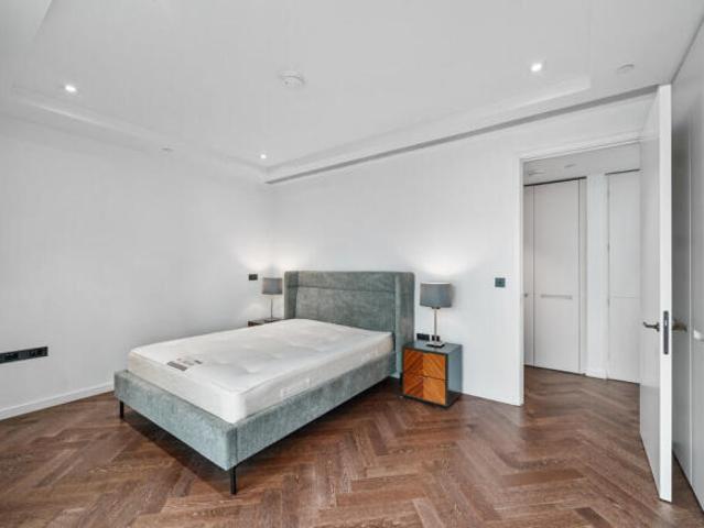 1 bedroom apartment for sale in Fladgate House, Battersea Power Station, SW11