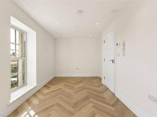 1 bedroom apartment for sale in Flat 3 The Atelier, 8 Upper High Street, Winchester, Hampshire, SO23