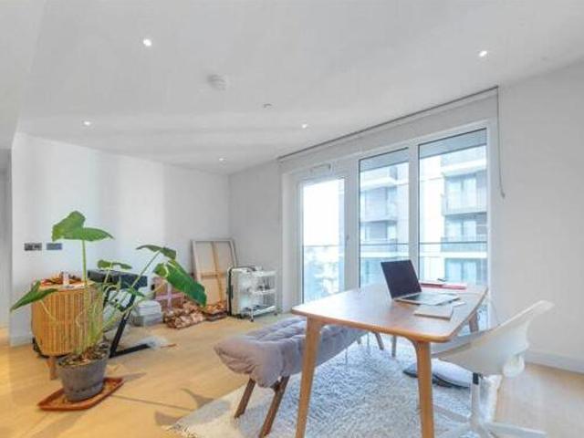 1 Bedroom Apartment For Sale In Fountain Park Way, London