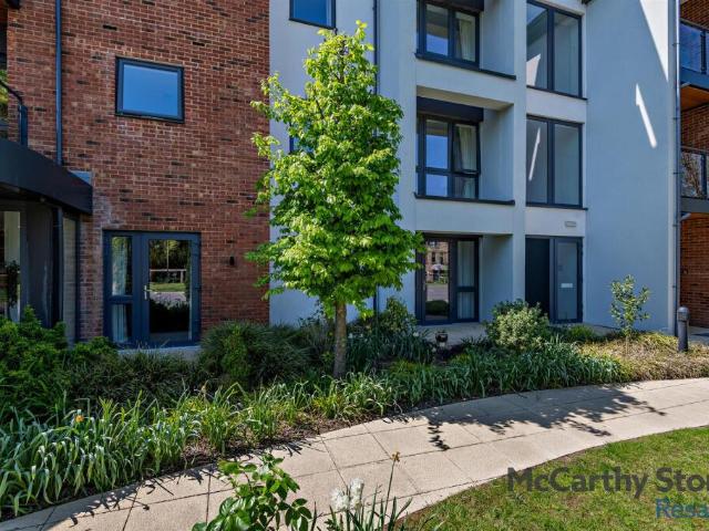 1 bedroom apartment for sale in Freeman House, Keepers Close, Canterbury, CT1 3YG, CT1