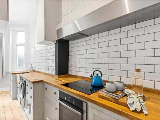 1 bedroom apartment for sale in Frognal, Hampstead London NW3
