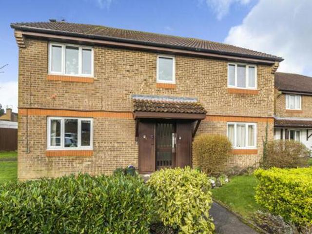 1 Bedroom Apartment For Sale In Guildford, Surrey