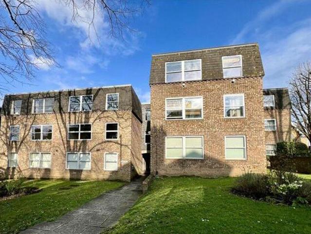 1 Bedroom Apartment For Sale In Guildford, Surrey