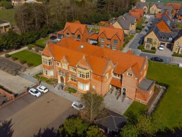 1 bedroom apartment for sale in Gables Close off Thorpe Road, Peterborough, PE3