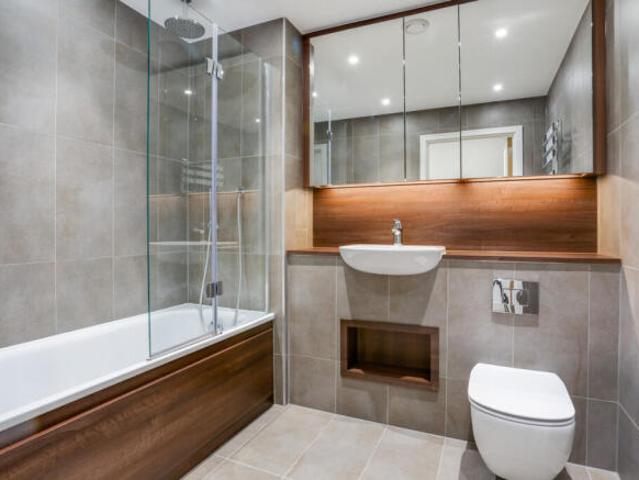 1 bedroom apartment for sale in Gladwin Tower, Nine Elms, SW8